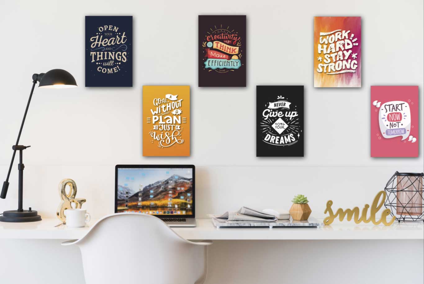 Dinding Rumah derngan Hiasan Poster